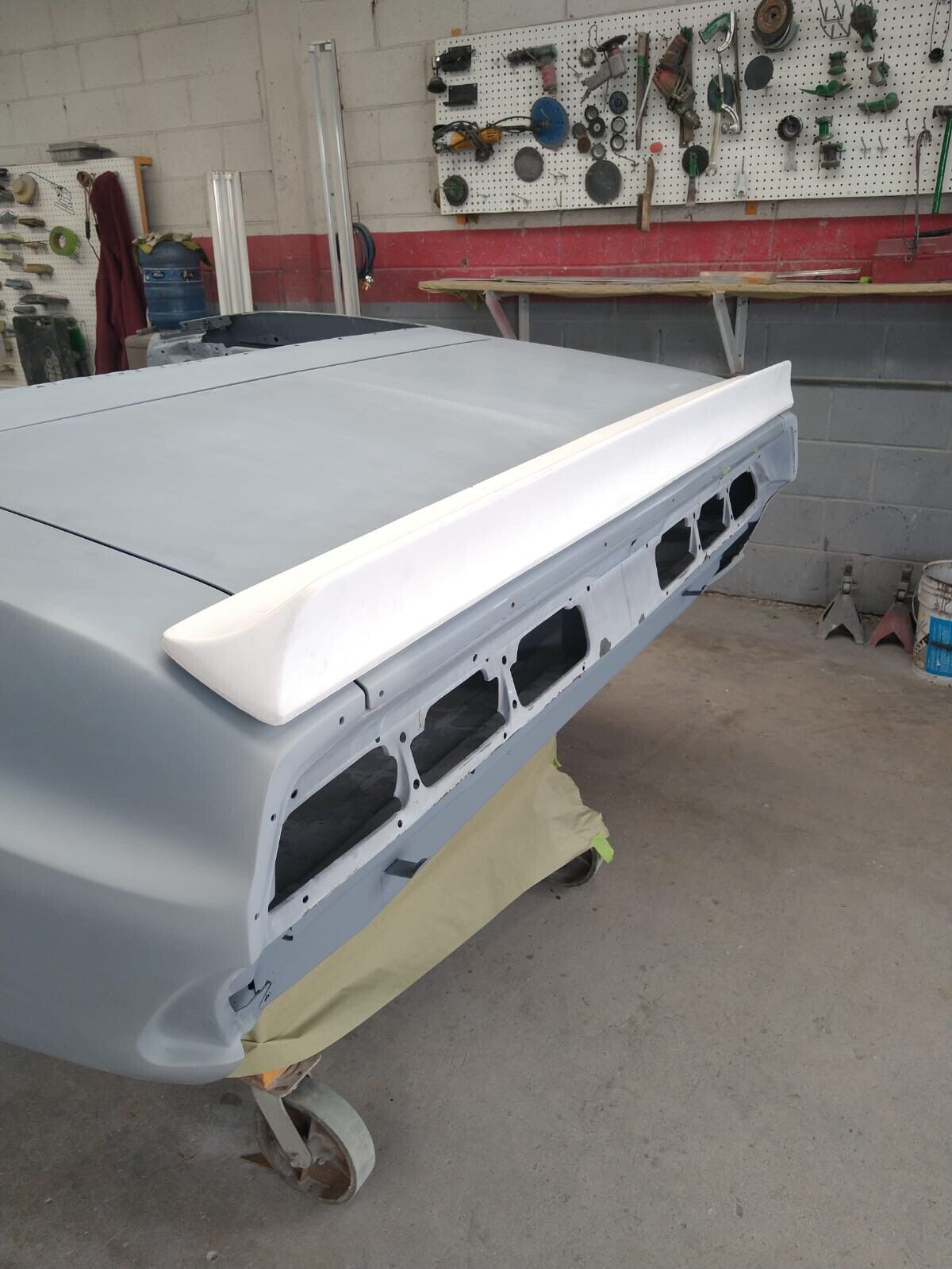 Dodge challenger rear deck lid, spoiler, wing RT, hemi, 440 1970, 1971 ...