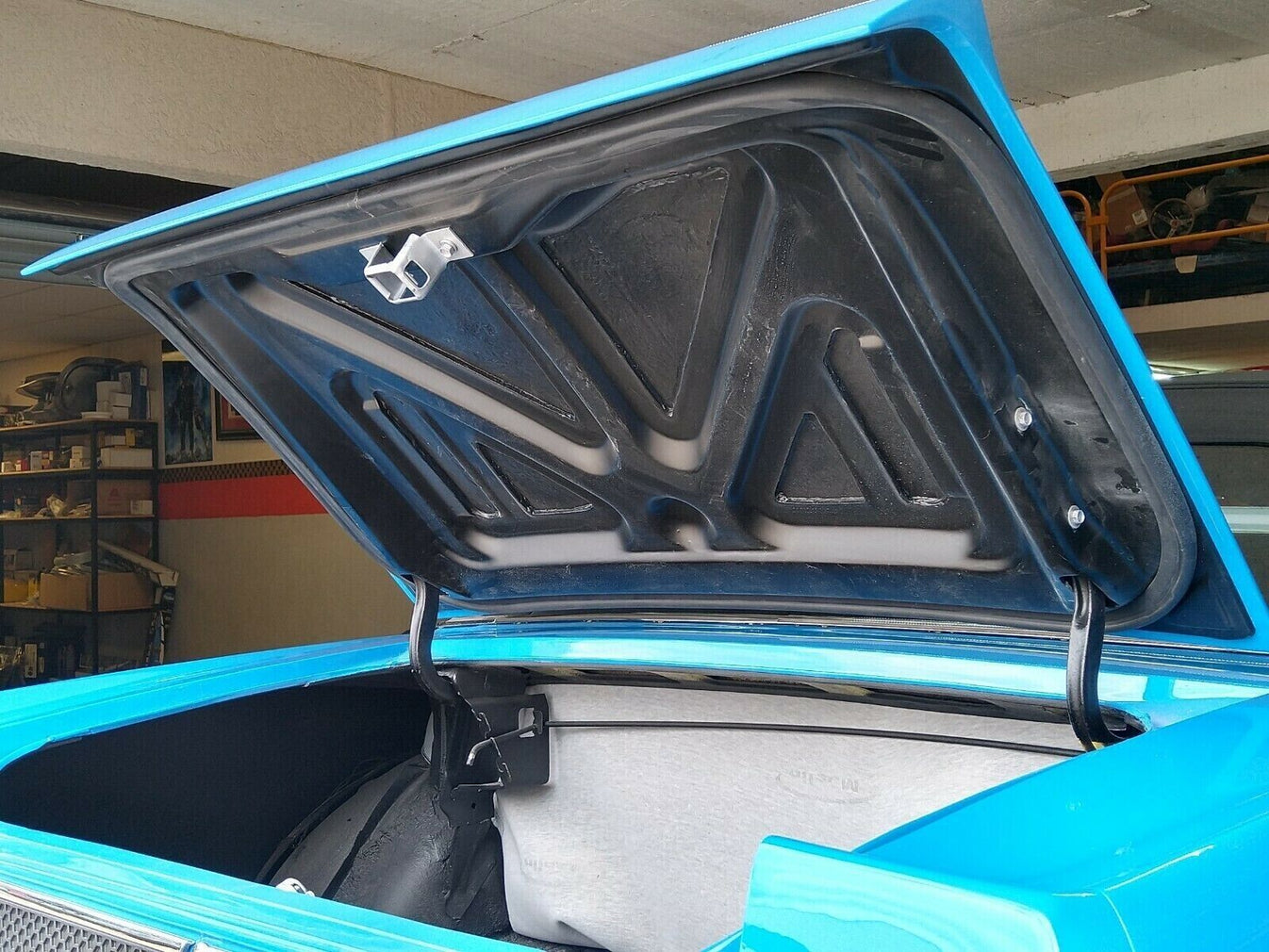Ford Mustang convertible deck/trunk lid with spoiler and end caps year ...
